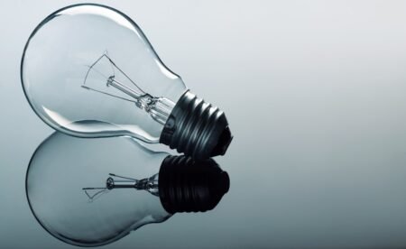 Turning Failure into Success: Lessons from Thomas Edison's Persistence